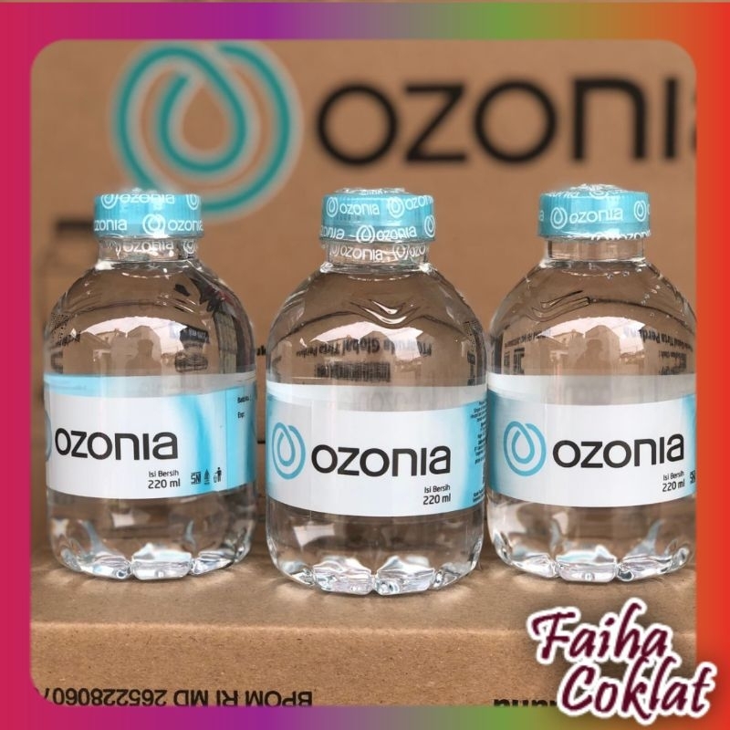 Jual AIR MINERAL 220ML OZONIA,AIR MINUM BOTOL 220ML | Shopee Indonesia