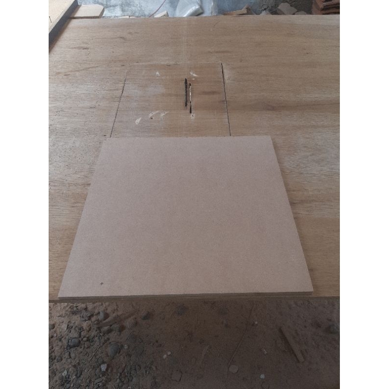 Jual Papan mdf coklat 3 mm ukuran 25×25 cm | Shopee Indonesia
