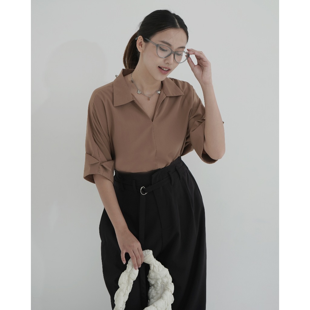 Jual Lucy - Blouse Pendek Origami V Neck 4 Warna / Smart Casual Shirt ...
