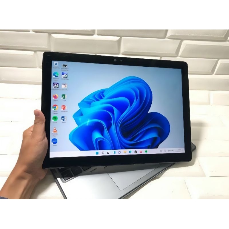 Jual Laptop Dell 7210 2in1 Core i7 Gen 10 Ram 16GB SSD 256GB ...