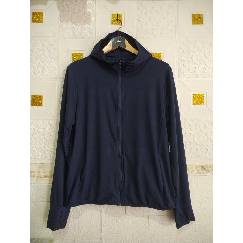 Jual jaket running UNIQLo airism | Shopee Indonesia