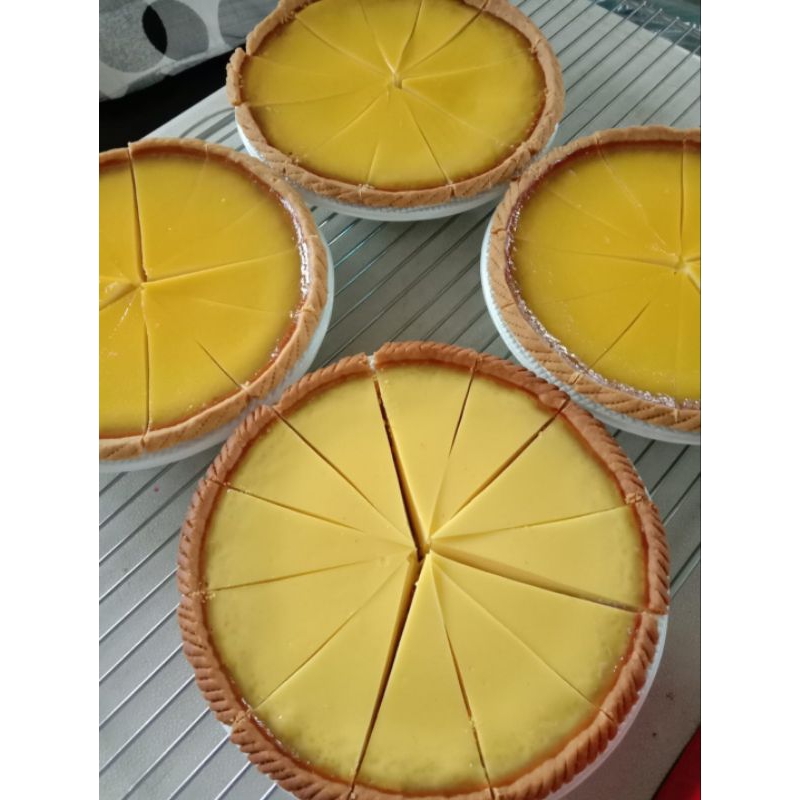 Jual PIE SUSU / Tar Susu Pontianak,-(HALAL), UK BESAR(NON-PIRING), PKE ...