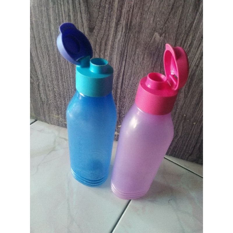 Jual botol minum Tupperware 750 ml second | Shopee Indonesia