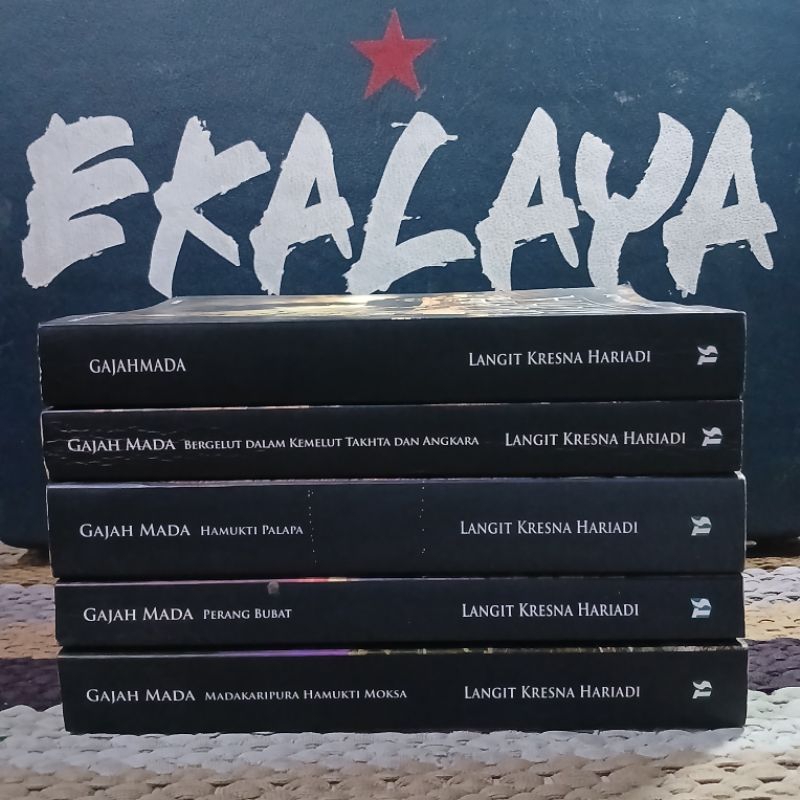 Jual Buku Novel GAJAH MADA (Set Jilid I-5) - Langit Kresna Hariadi (ORI/2ND/PRELOVED) | Shopee ...
