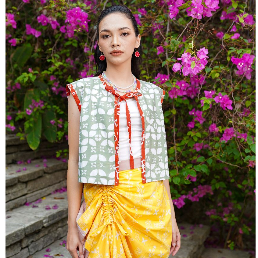 Jual Batik ENOM - Outer Aimee dan Rok Laksmi - Outer dan Rok Batik ...