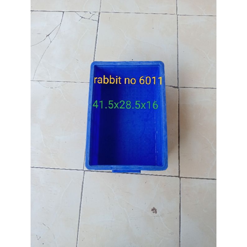 Jual box container 6011 size 41x28x16 bekas murah meriah ready warna ...