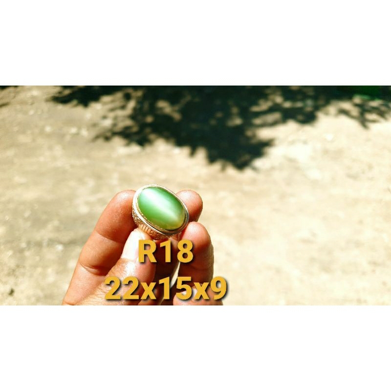 Jual BATU GIOK NEPHRITE JADE MATA KUCING CAT EYES ACTINOLITE Kd18 ...