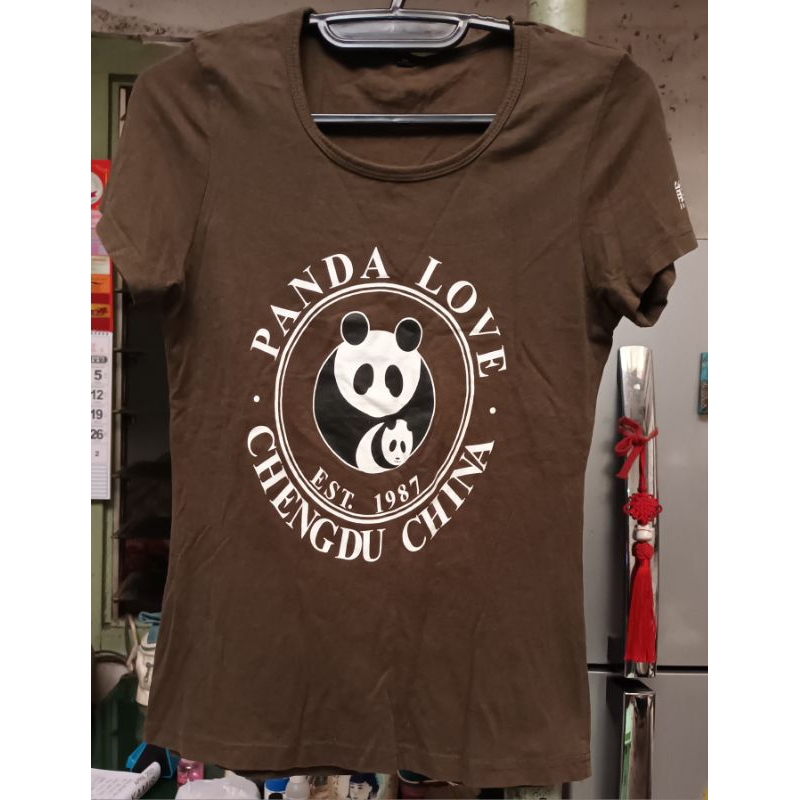 Jual Kaos Panda warna Hijau merk Chengdu Giant Panda Breeding Research ...