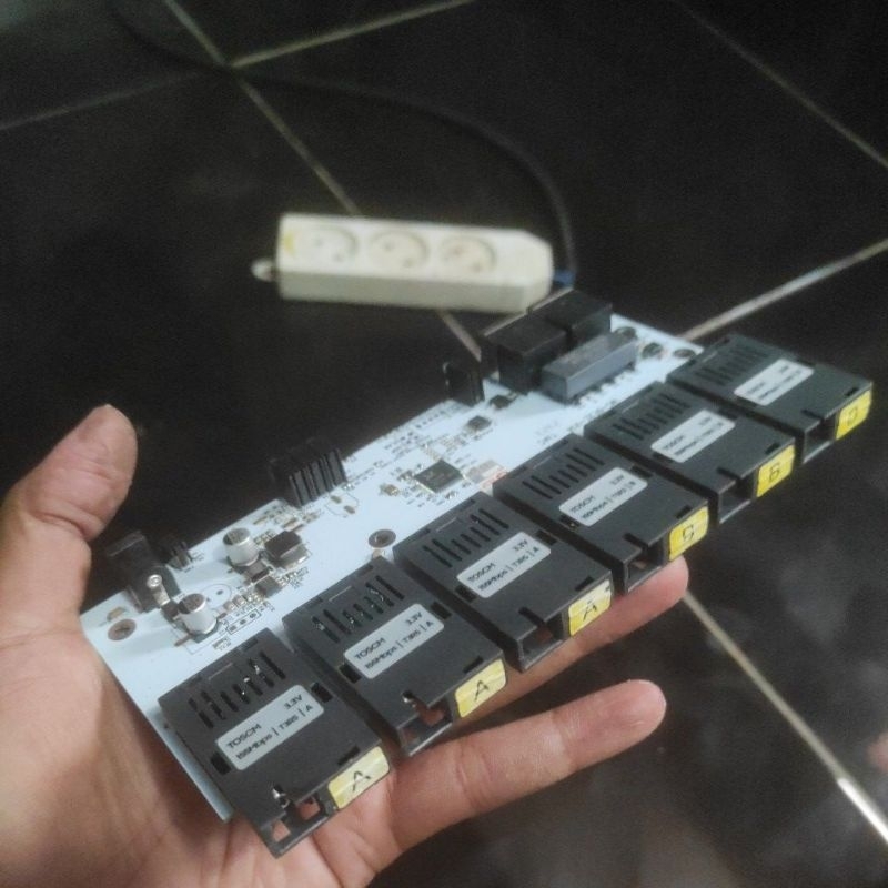 Jual HTB 6Fo 2LAN port Fo 3A 3B Bekas Normal | Shopee Indonesia