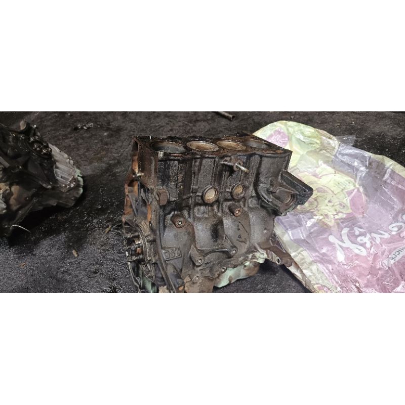 Jual shoudblok mobil avansa grend maax Rush 1,5cc 3sz copotan original ...