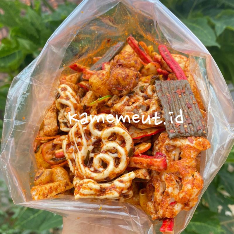 Jual SEBLAK KRUPUK MIX KRUPUK SEBLAK CAMPUR PEDAS DAUN JERUK 500 GRAM ...