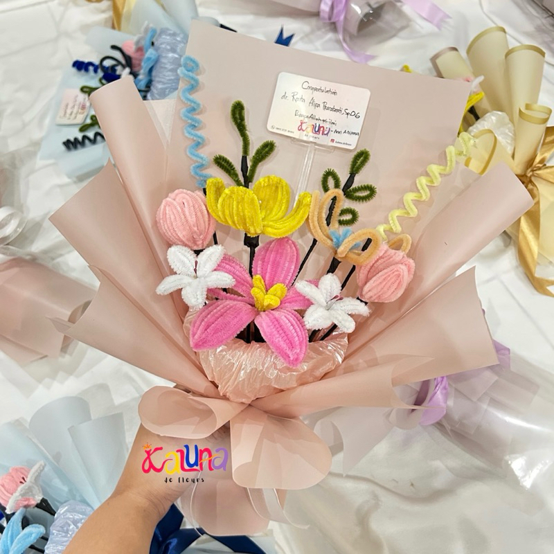 Jual BUKET BUNGA KAWAT BULU | Pipe Cleaner Flowers Bouquet | Shopee ...