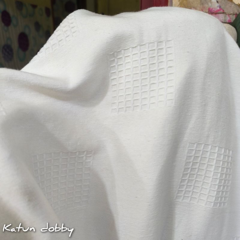 Jual BAHAN KAIN KATUN DOBBY SULAM ANTIK GARMEN ( HARGA UNTUK ½ METER ...