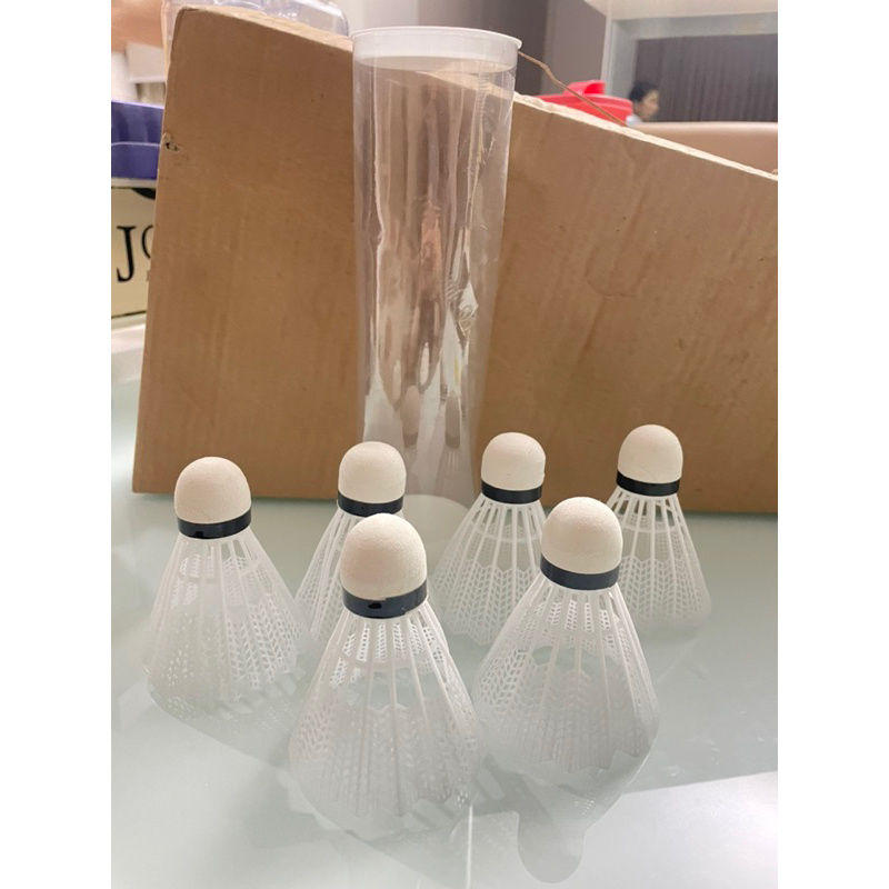 Jual Shuttlecock Sintetis Plastik 1 Slop Isi 6 Pcs Murah | Shopee Indonesia