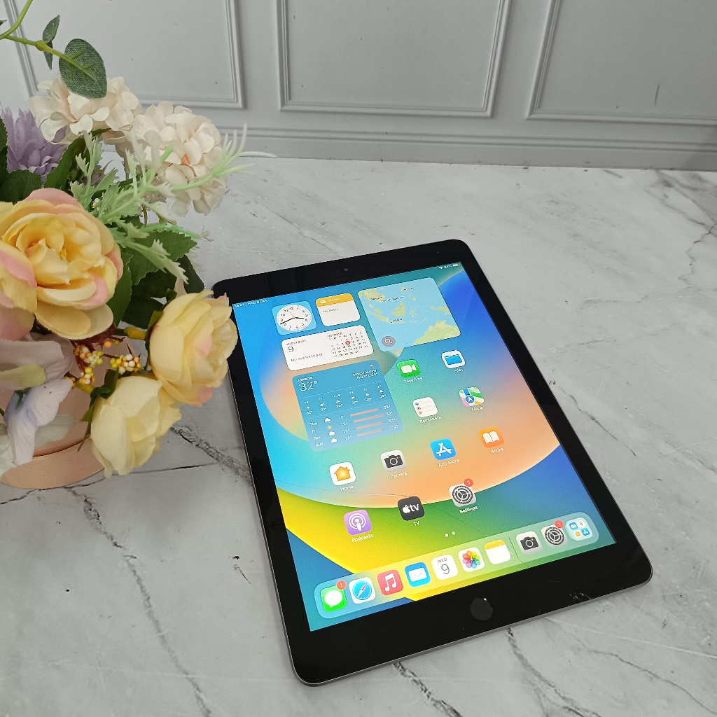 Jual PROMO IPAD GEN 5| 32 GB WIFI ONLY | Shopee Indonesia