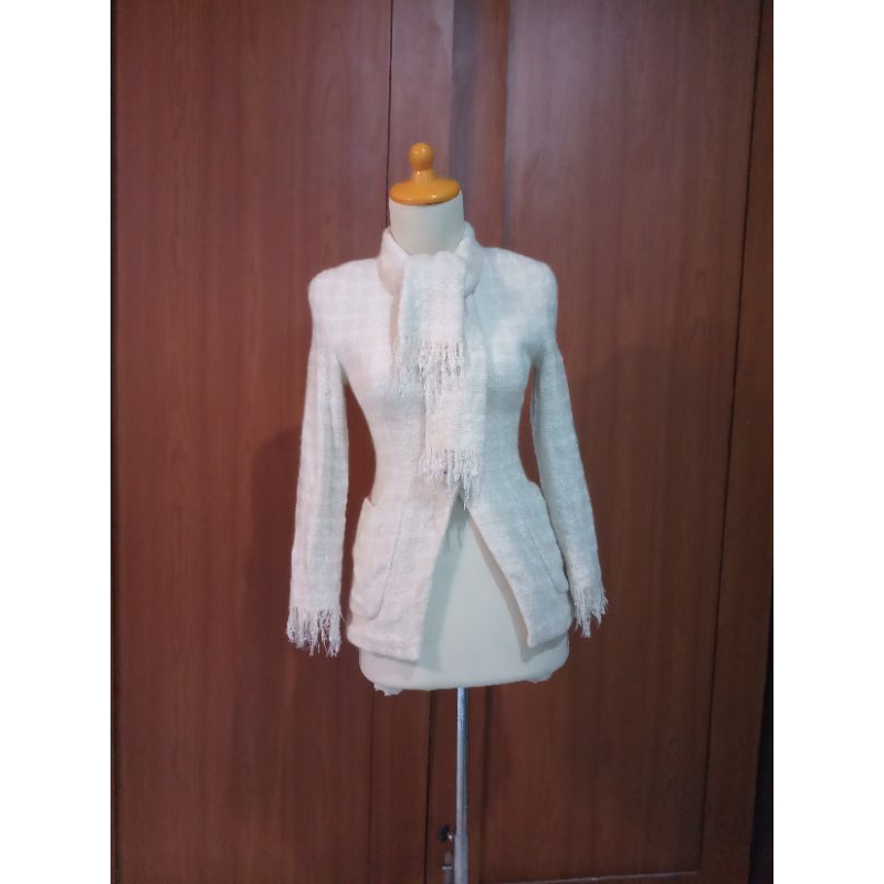 Jual Blazer Tweed Glitter Model Kerah Syal Rumbai2 Size XS | Shopee ...