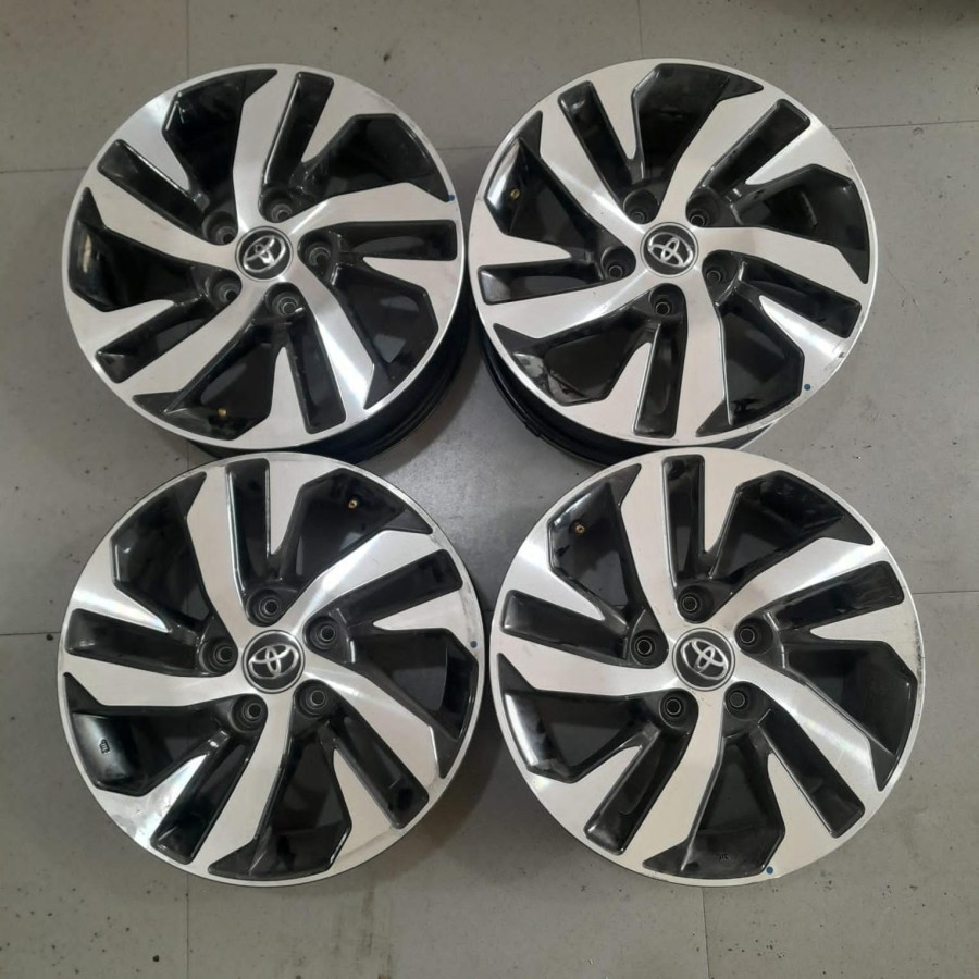 Jual VELG OEM STD RUSH TRD R16 PCD 5X114,3 ORI TOYOTA | Shopee Indonesia