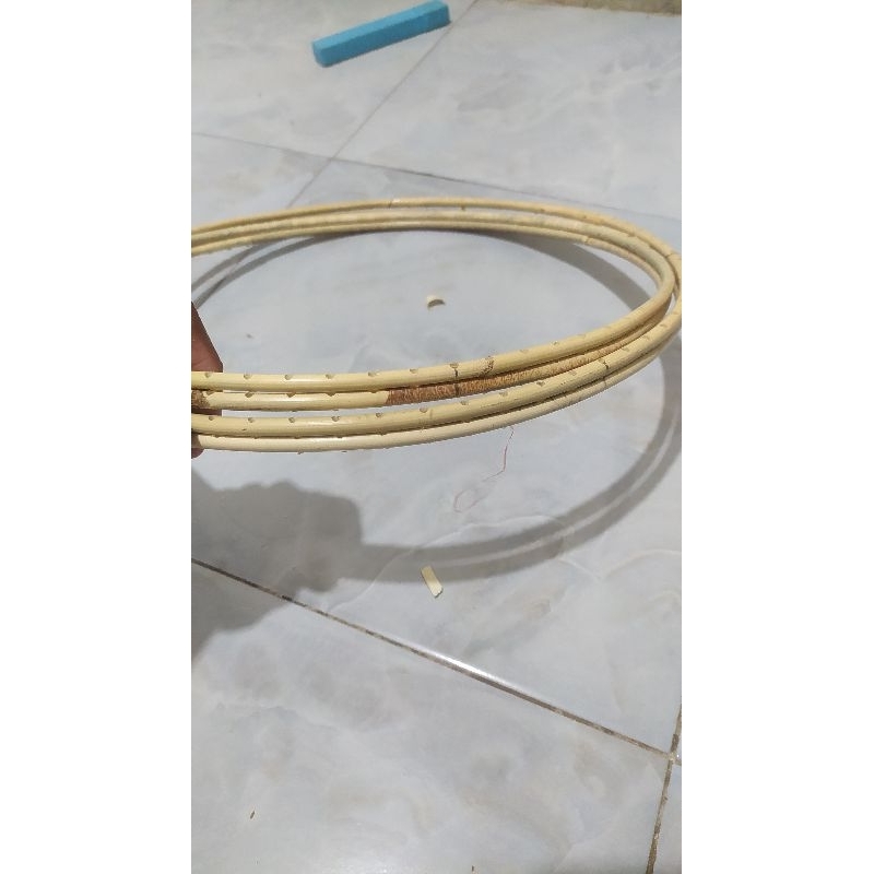 Jual ring rotan bulat sudah di lubangi ukuran lubang 2.5 mm kerajinan ...