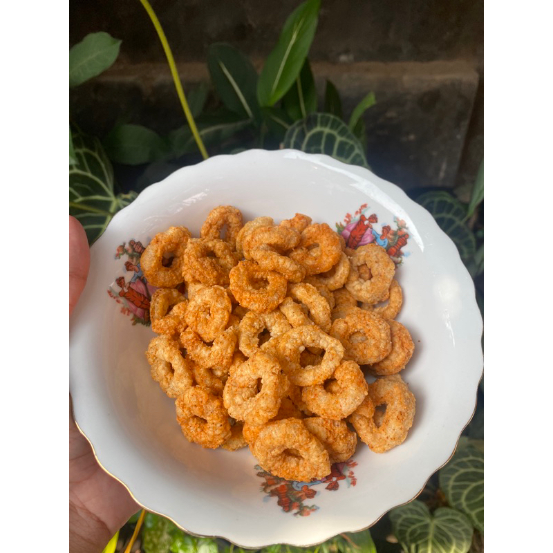 Jual slondok udang pedas/slondok/kerupuk cincin/snack/jajan | Shopee ...