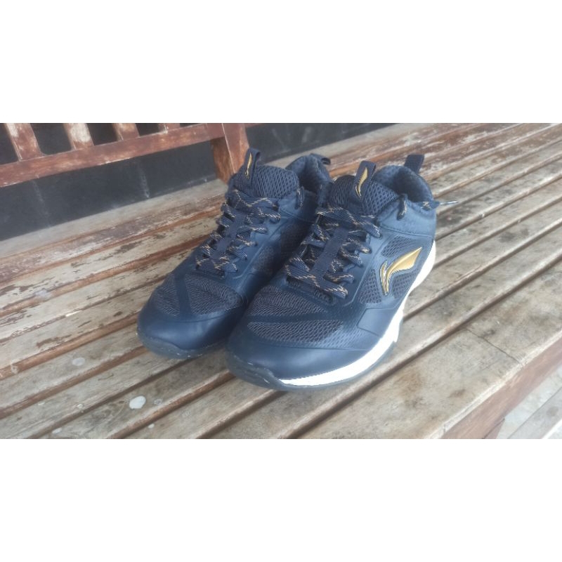 Jual sepatu Badminton second 2nd | Shopee Indonesia