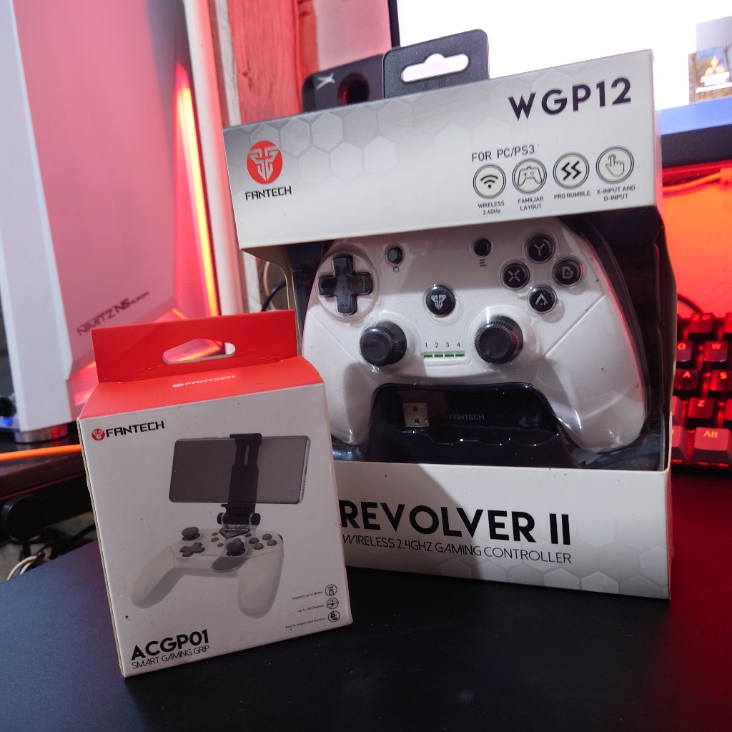 Jual Fantech WGP12 Wireless Gaming Controller + Fantech ACGP01 Gamepad ...