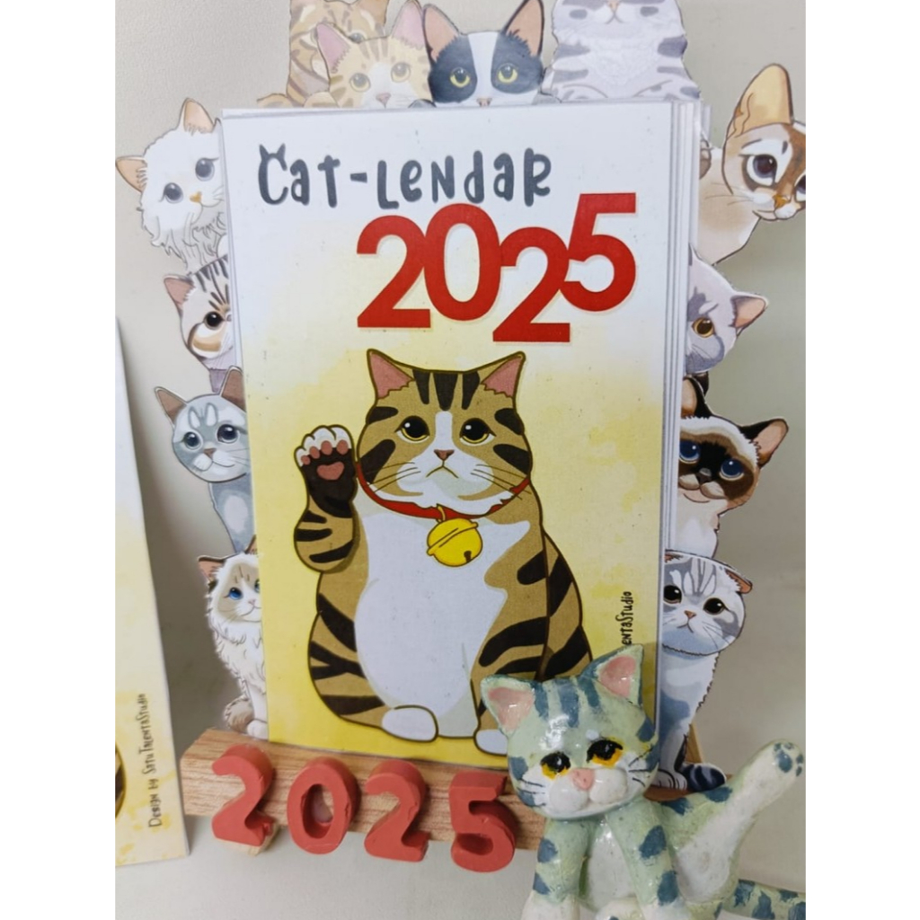 Jual Kalender Meja Kucing Lucu 2025 | Kalender unik lucu 2025 ...