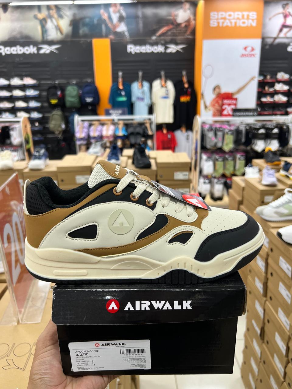 Jual Airwalk Baltic Beige/Black Men Shoes Original | Shopee Indonesia