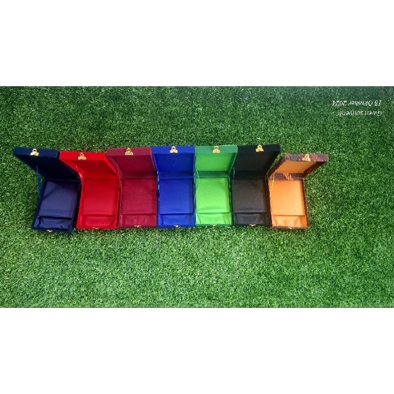 Jual Box plakat kotak plakat kotak beludru box vandel | Shopee Indonesia