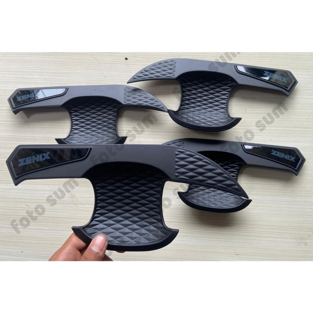 Jual Outer Innova Zenix 2023 sampai 2024 Hitam | Shopee Indonesia