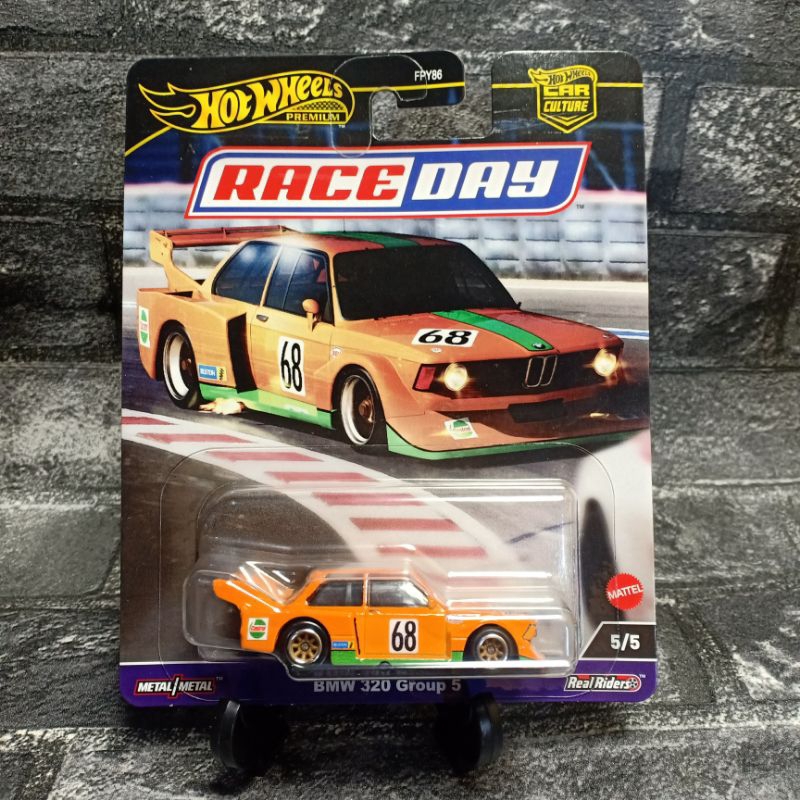 Jual Hot Wheels BMW 320 Group 5 Race Day Original SNI | Shopee Indonesia