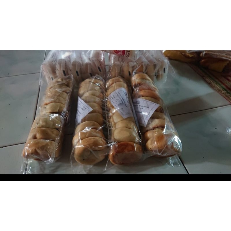 Jual roti gepeng sri roti, aneka rasa kancang hijau dan coklat | Shopee ...