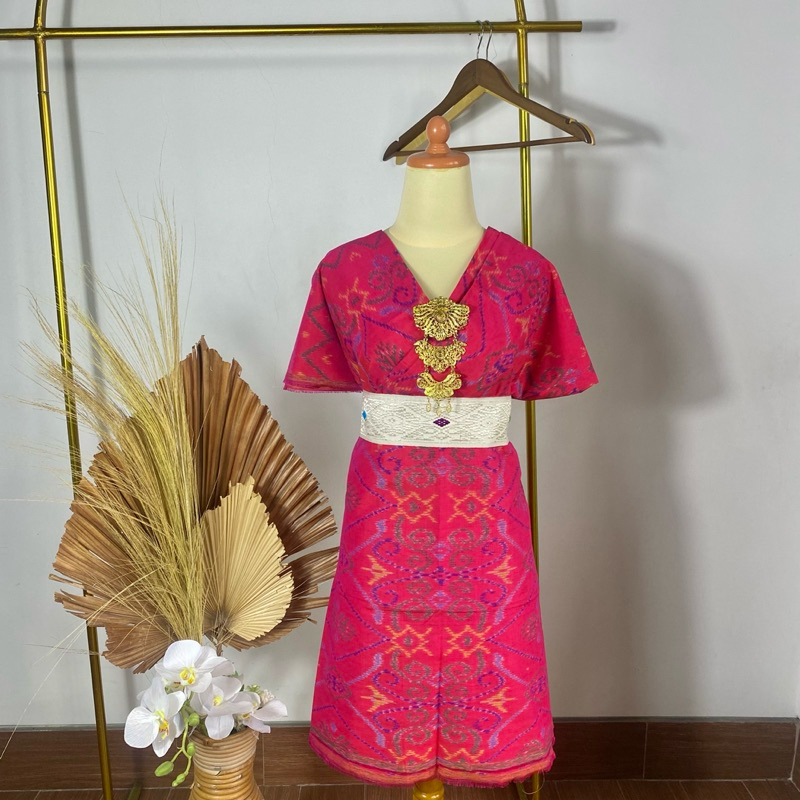 Jual KAIN TENUN ENDEK KHAS BALI MOTIF SONGKET HOT PINK GRINGSING ...