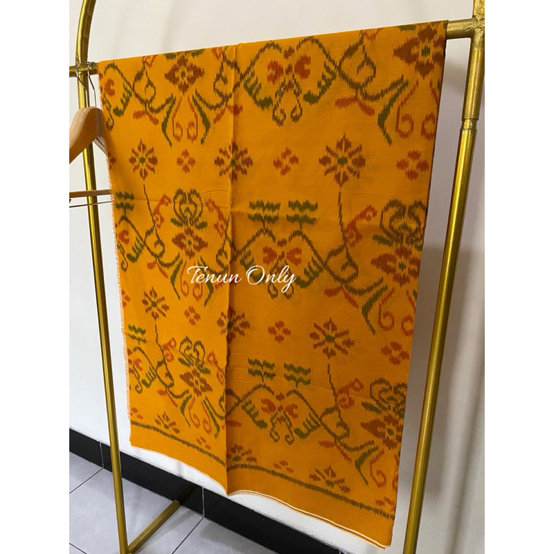 Jual Endek Bali| Kain Tenun Endek Bali Premium| Kamen Endek Bali ...