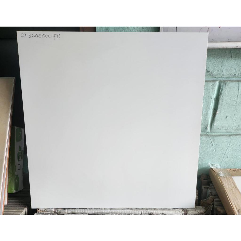 Jual Granit Putih Polos Glazed 60x60 | Shopee Indonesia