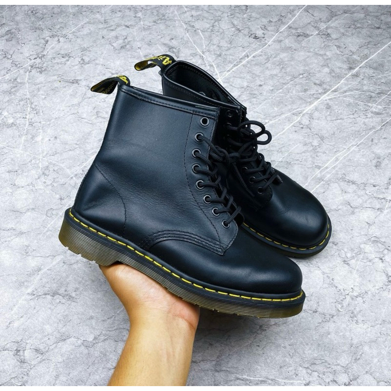 Jual Dr Martens 1461 Black Smooth Yellow Stitch | Shopee Indonesia