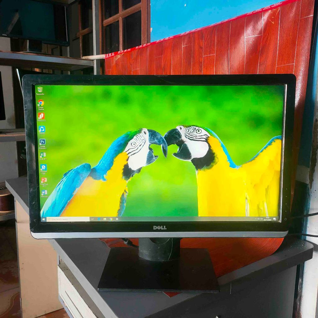 Jual Monitor Lcd Merk Dell Ukuran Layar 24 Inch Port HDMI Kondisi ...