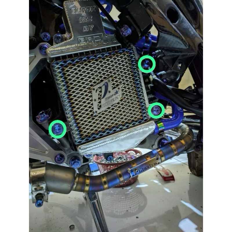Jual Baut titanium cover radiator Nmax aerox vario 125/150/160 pcx 150 ...
