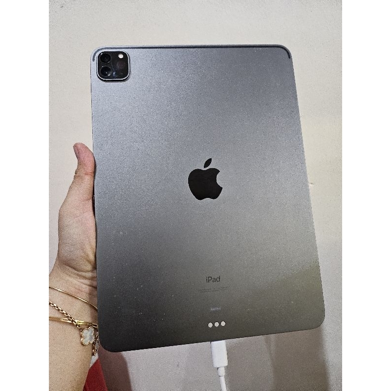 Jual Ipad Pro M1, 256 Gb, Wifi Only, 11 Inch, Unit saja, tanpa cas ...