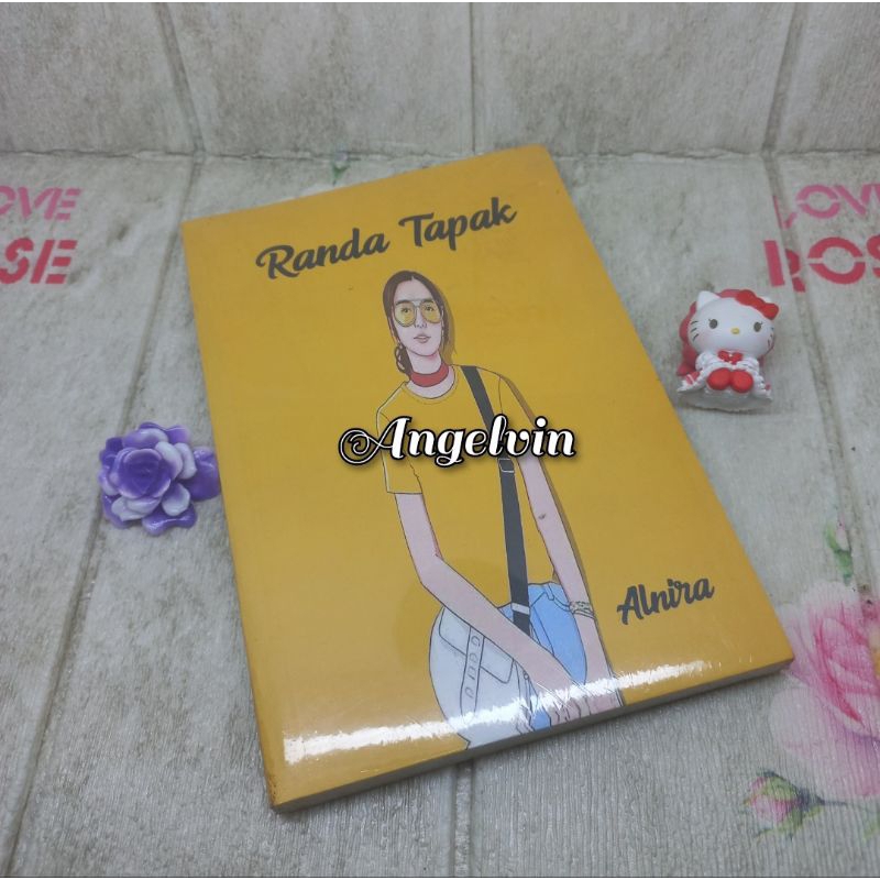 Jual Buku Novel Randa Tapak by Alnira | Shopee Indonesia