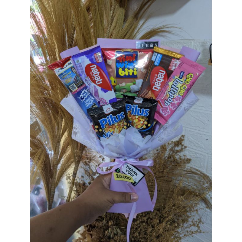 Jual Buket Snack Mini A | Buket Wisuda | Kado | Buket Murah | Shopee ...