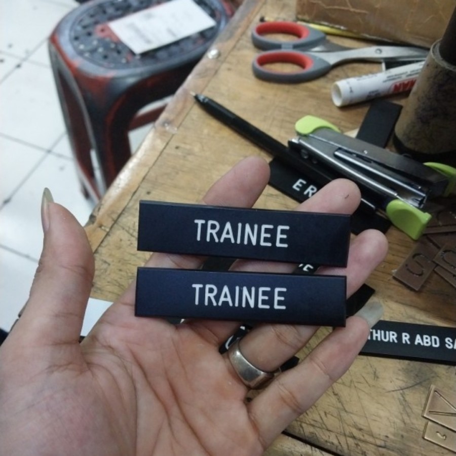 Jual Nama Dada / Name Tag Grafir Akrilik | Shopee Indonesia