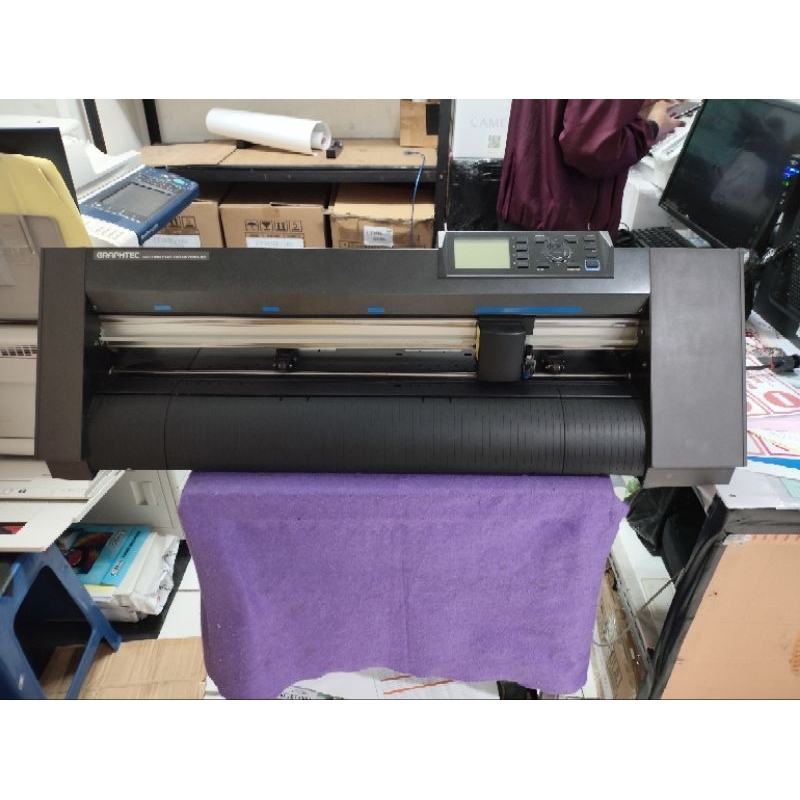 Jual Mesin Cutting stiker GRAPHTEC CE 7000-60 Plus STAND GRAPHTEC ...