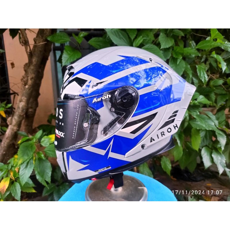 Jual Helm Fullface AIROH GP550S Wander Blues Gloss | Shopee Indonesia