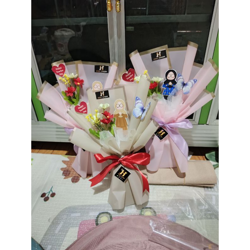 Jual BUKET HARI GURU / HADIAH HARI GURU / BUKET WISUDA / BUKET BUNGA ...