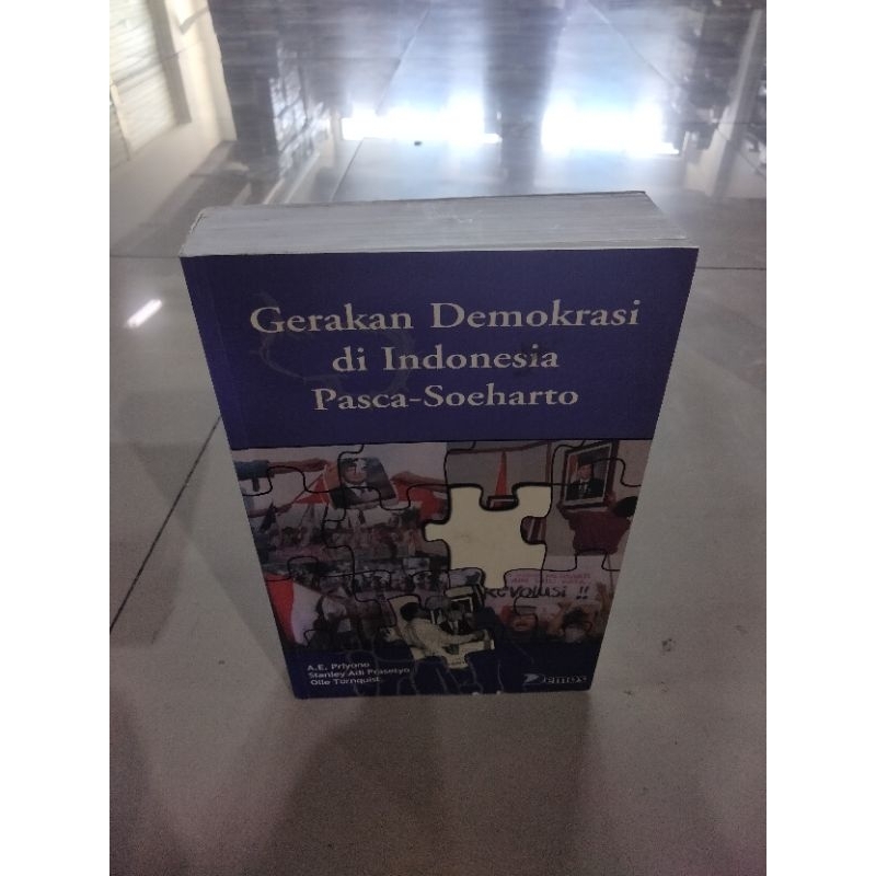 Jual buku original - gerakan demokrasi di Indonesia pasca - Soeharto oleh priyono | Shopee Indonesia