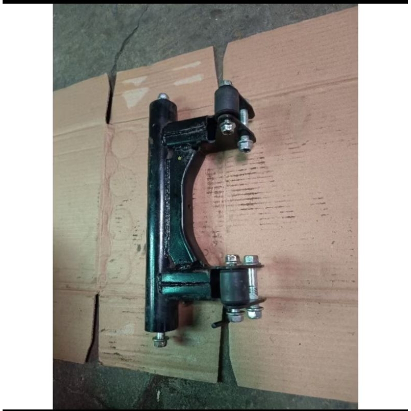 Jual Engine Mounting Sambungan Mesin Yamaha Aerox New - Aerox old 155 ...