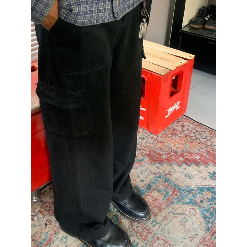 Jual Uniglam Cargo Pants - Cargo pants jeans hitam pekat gombrong loose ...