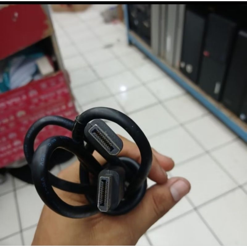 Jual Kabel Displayport To Displayport Originall Buat ke monitor mantapp ...