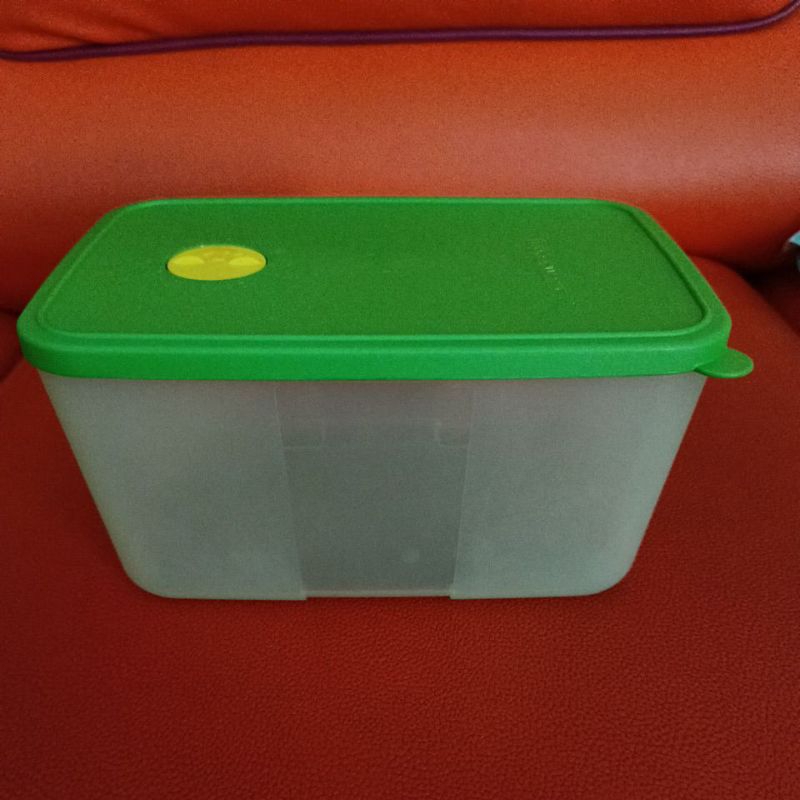 Jual Tupperware FreezerMate 2,3Liter Hijau Baru | Shopee Indonesia