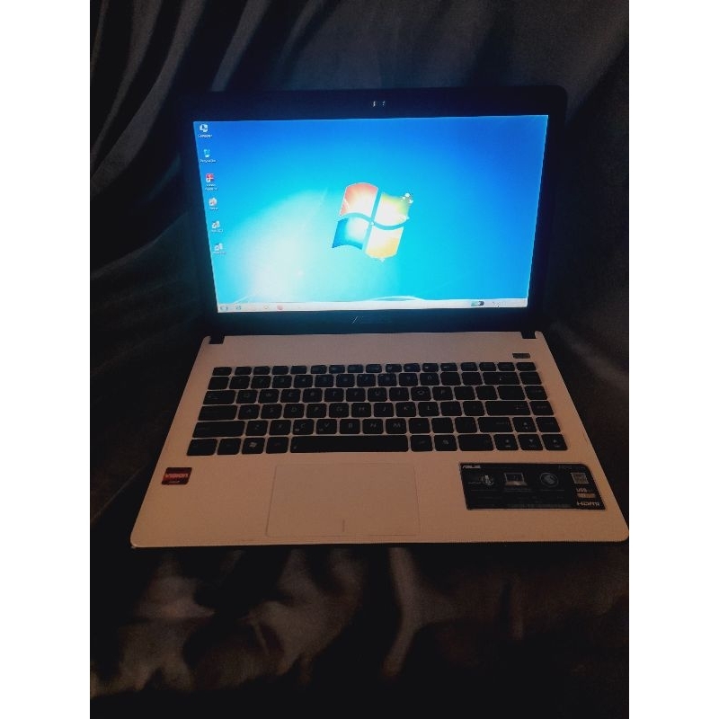 Jual LAPTOP ASUS X401U AMD BEKAS NORMAL | Shopee Indonesia